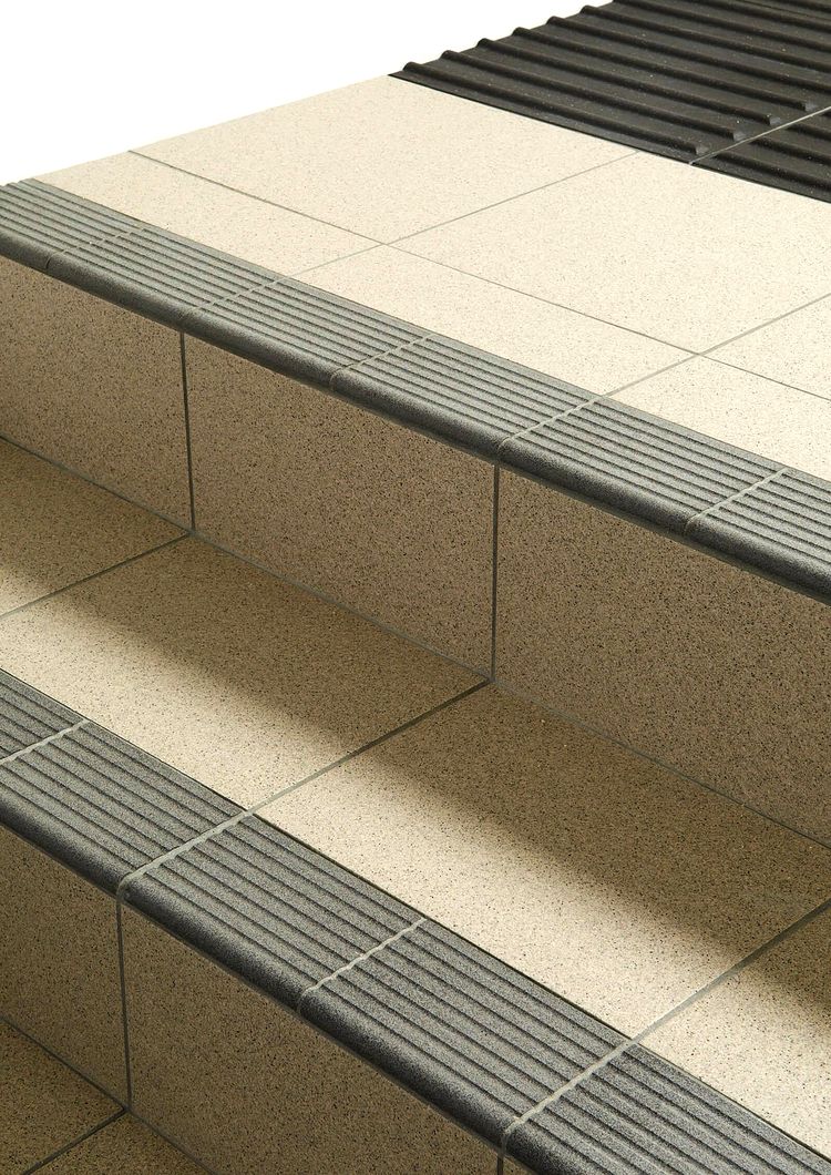 Step Tread Dark Grey Matt Smooth Porcelain - DW-STDGR1510 - 148x100x12 ...
